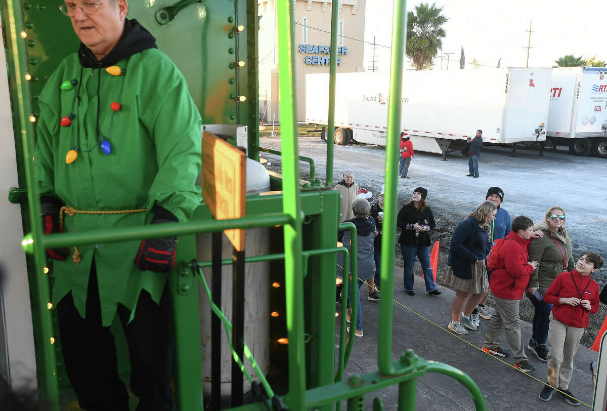 Kansas City Southern Holiday train rolls into Port Arthur