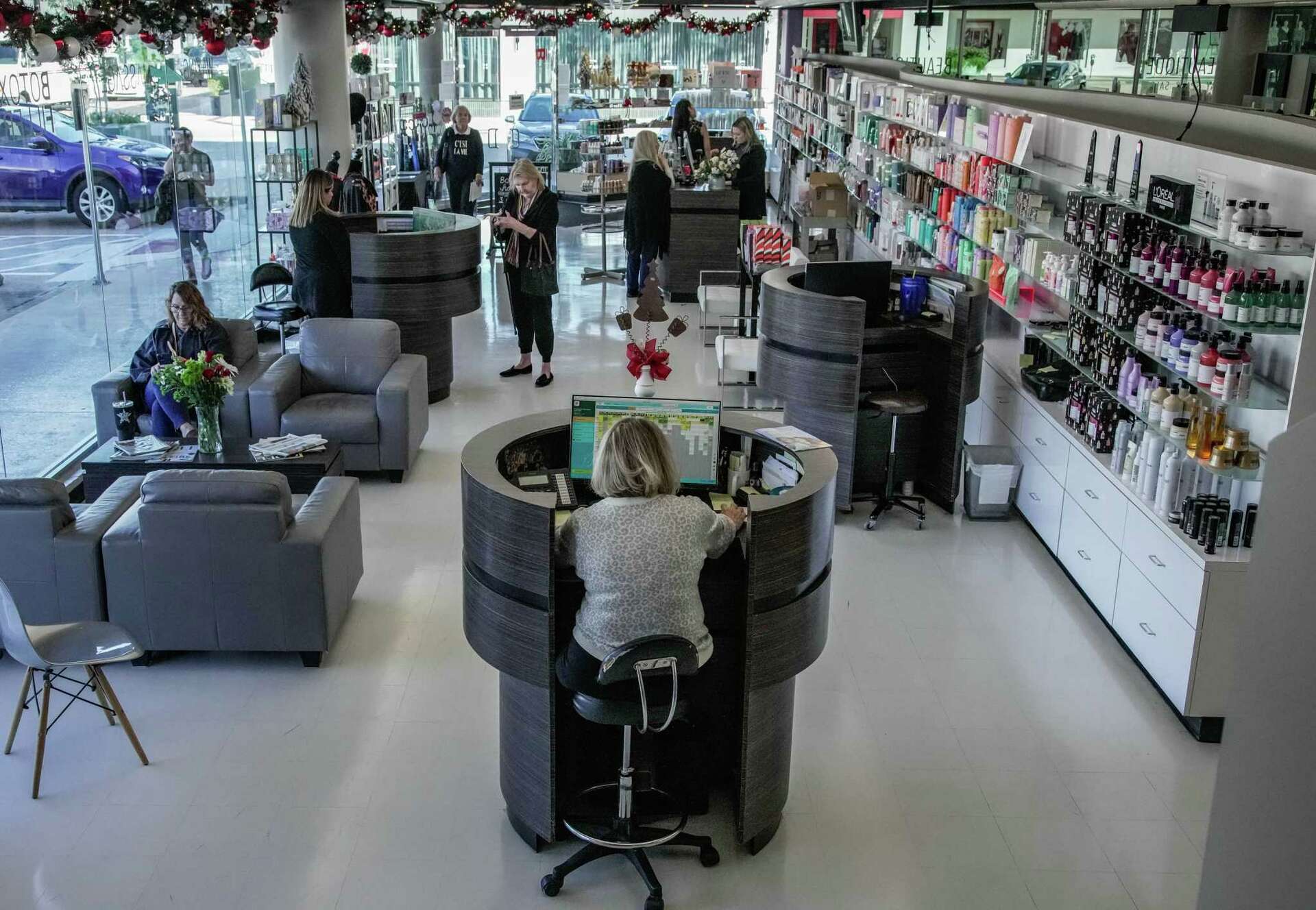 Rice Village 1950s salon moves to make way for university development