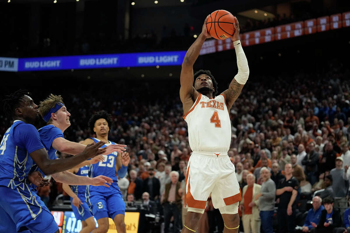 UT Longhorns hold of Creighton Bluejays to stay perfect