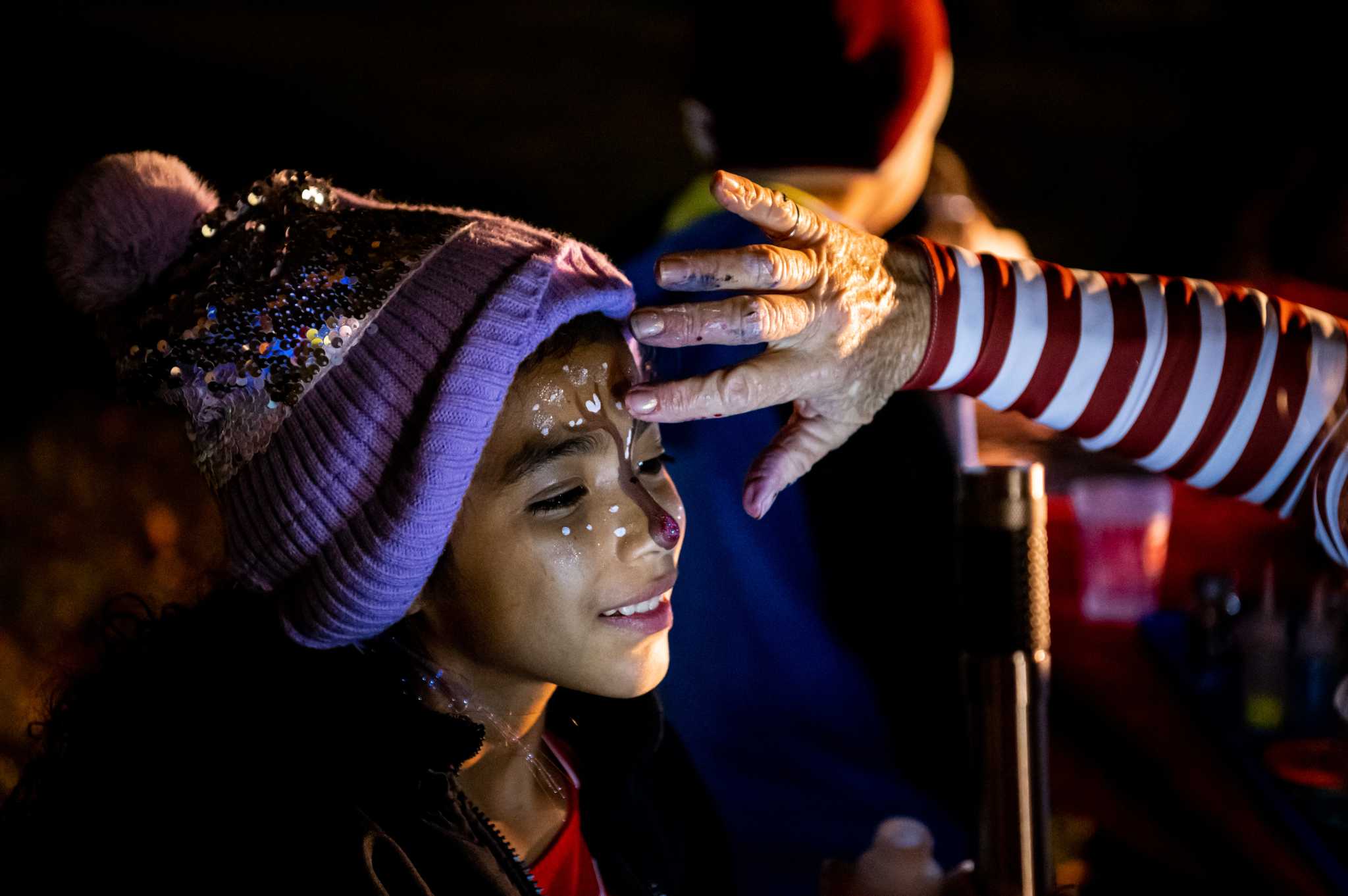 The city of Bellaire hosts annual 'Holiday in the Park' event to kick ...