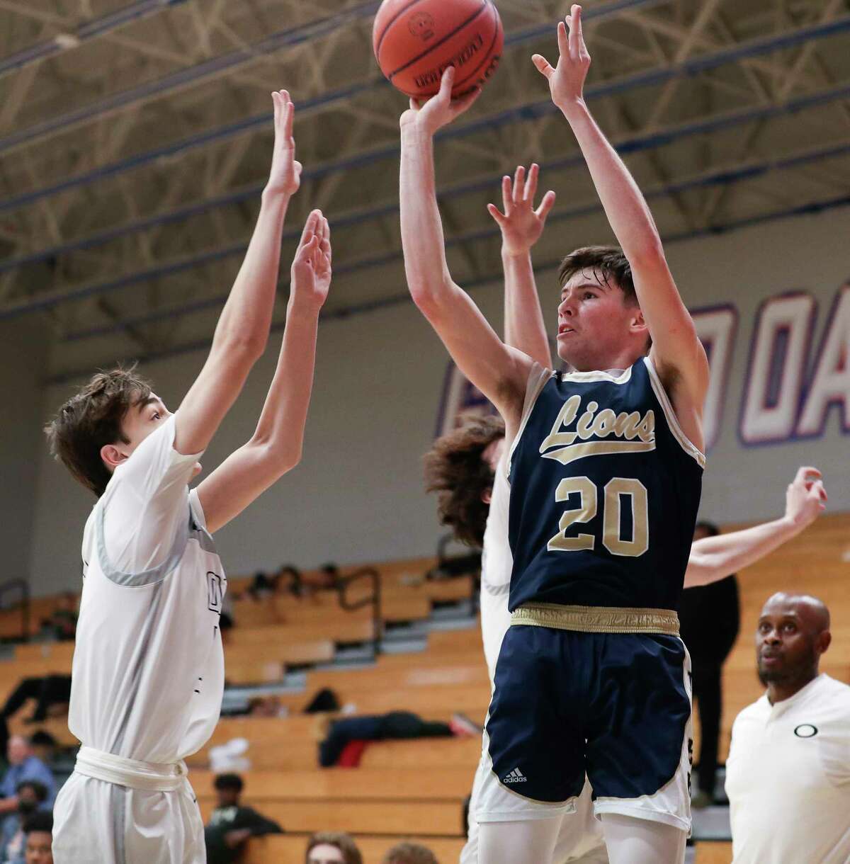 College Park, Lake Creek to play for titles at Grand Oaks Tournament