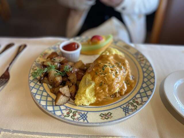 5 stellar restaurants in Oakland's Jack London Square