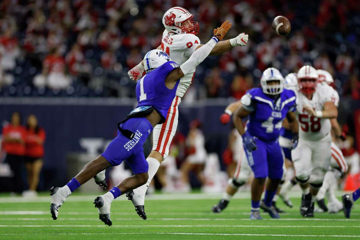 Seth Davis leads Katy Tigers to win in regional final