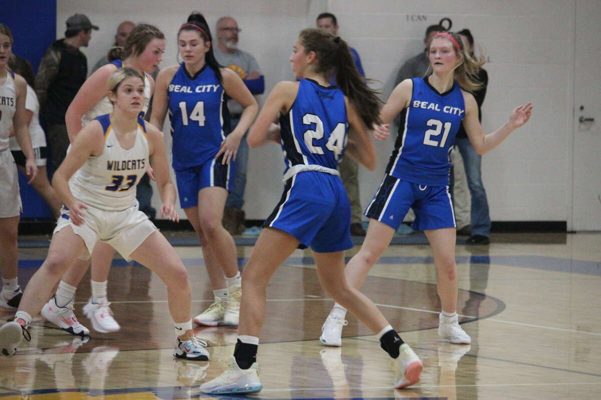 Evart Wildcat girls waltz past Beal City