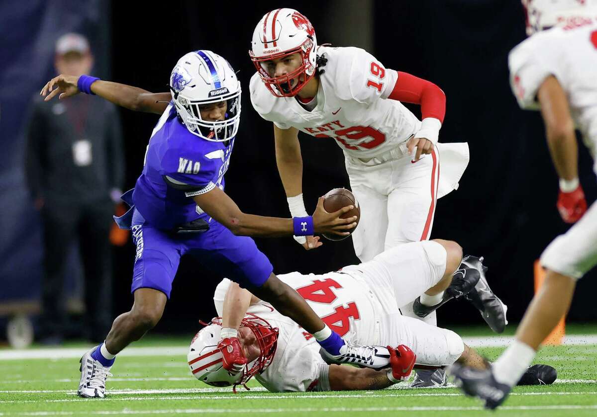 Seth Davis leads Katy Tigers to win in regional final