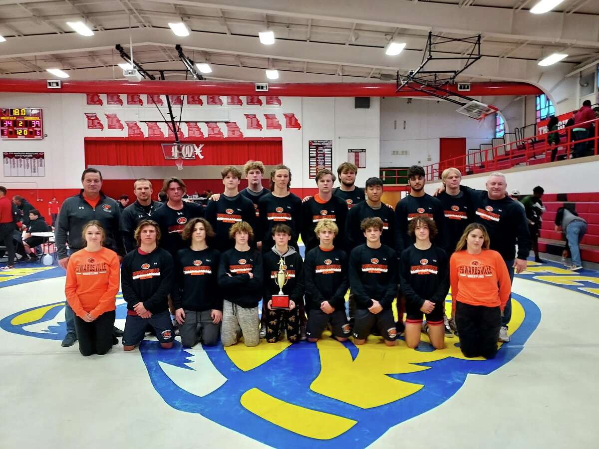 Edwardsville High School wins Ron Sauer Duals for first time since 2018