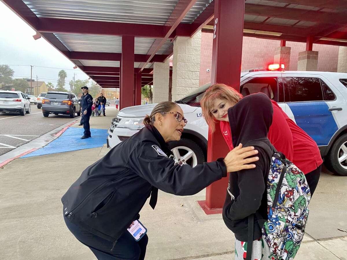 Laredo CBP agent gives back on final day before retirement