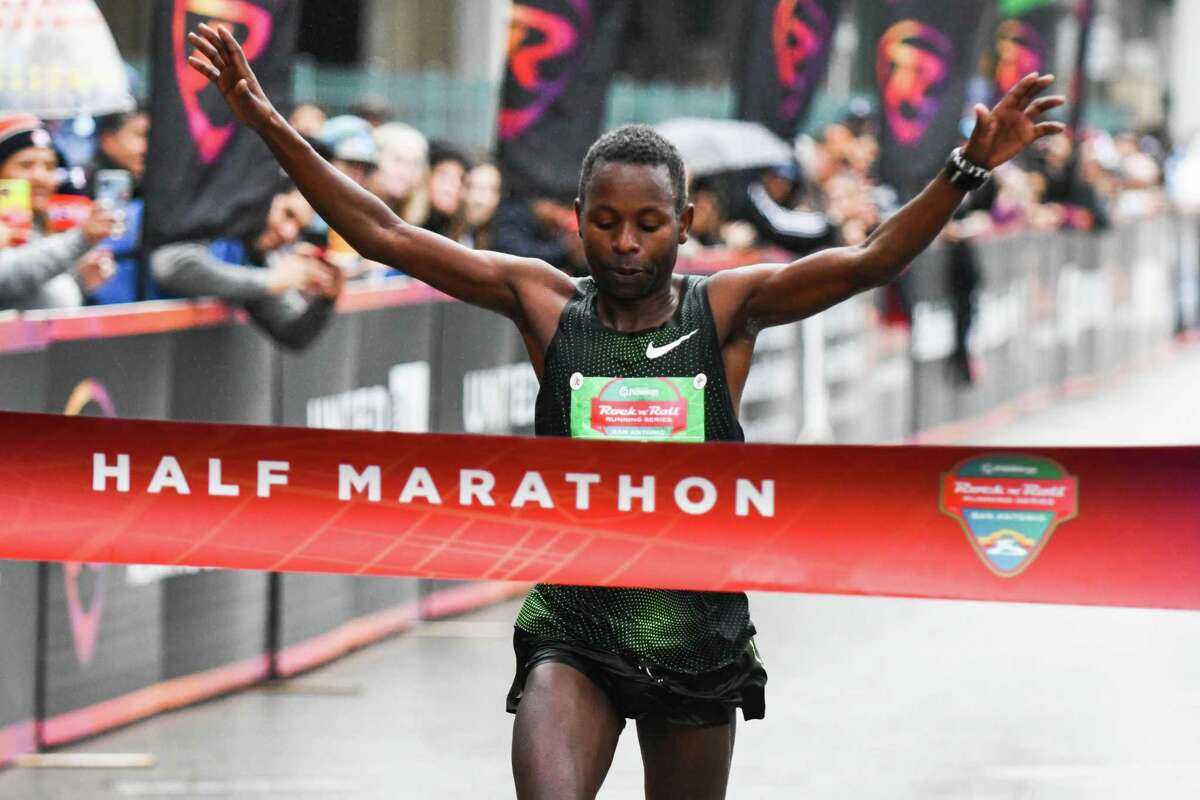 San Antonio’s Janessa Dunn wins Rock ‘n’ Roll marathon