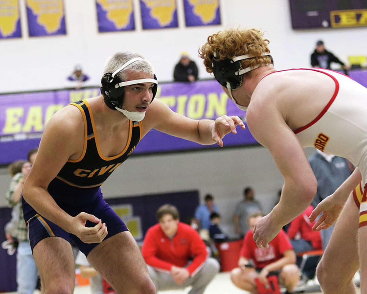 Abe Wojcikiewicz fastest of CM's five champs at Bradley Invite