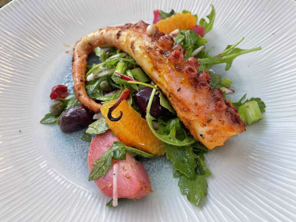 Turkish hit Simurgh Bakery & Cafe opens in Emeryville, plus more East ...
