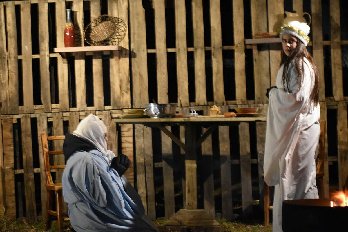 CranHill Ranch hosts drive through depicting birth of Jesus Christ