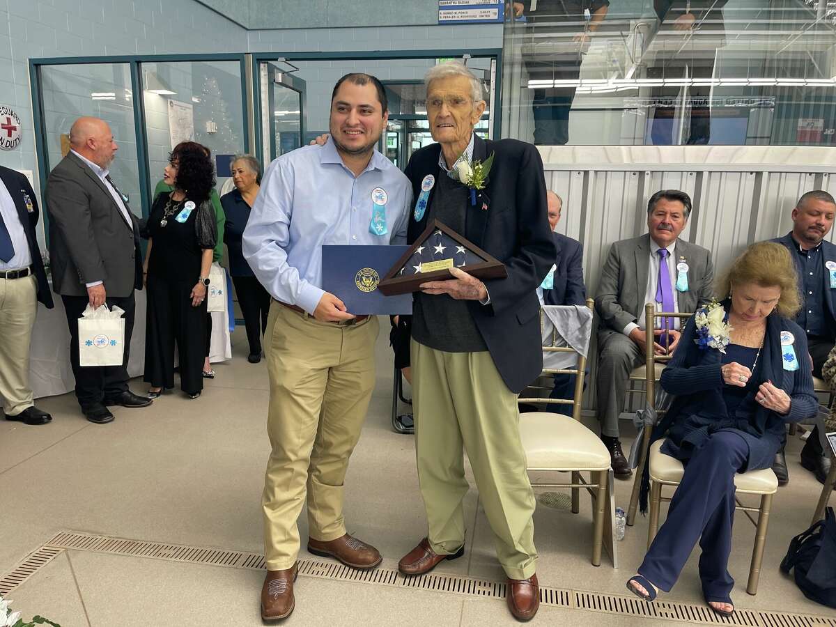 A day of celebration: UISD dedicates aquatic center to Carrol E. Summers