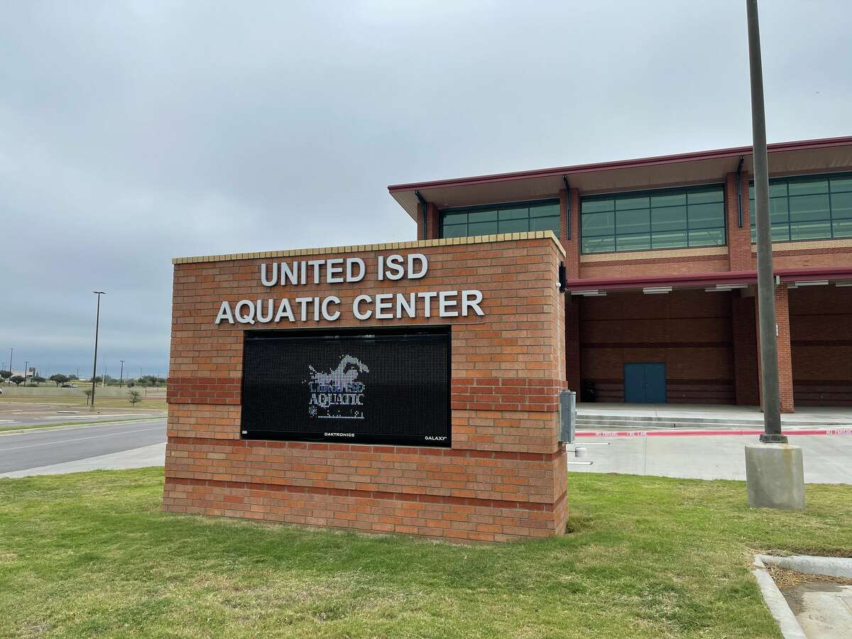 A day of celebration: UISD dedicates aquatic center to Carrol E. Summers