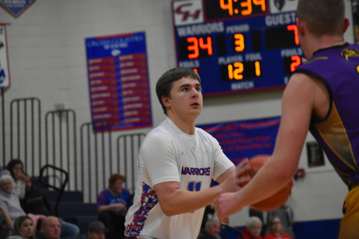 Chippewa Hills boys basketball opens season with dominant victory