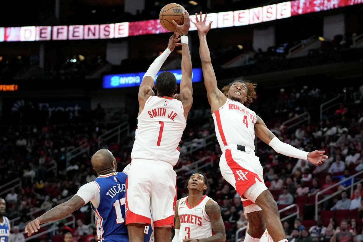 Houston Rockets youngsters spoil James Harden's return to Houston