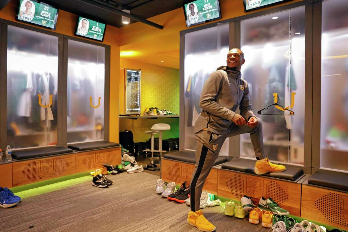 Away from USF hoops stardom, Khalil Shabazz raps as Lil Bazzy