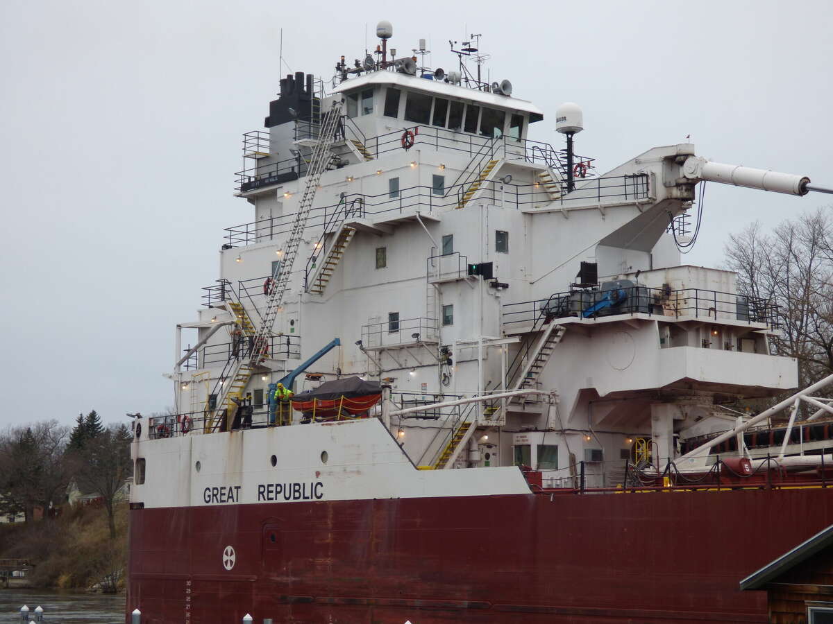 Two Great Lakes vessels visit Manistee harbor