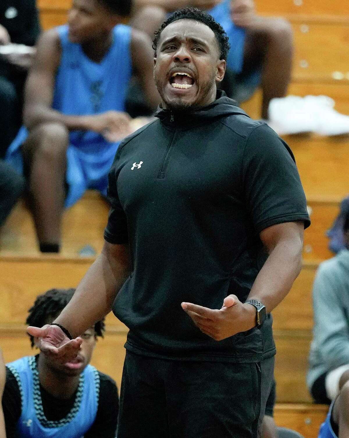 High school basketball: Houston Christian boys top Shadow Creek