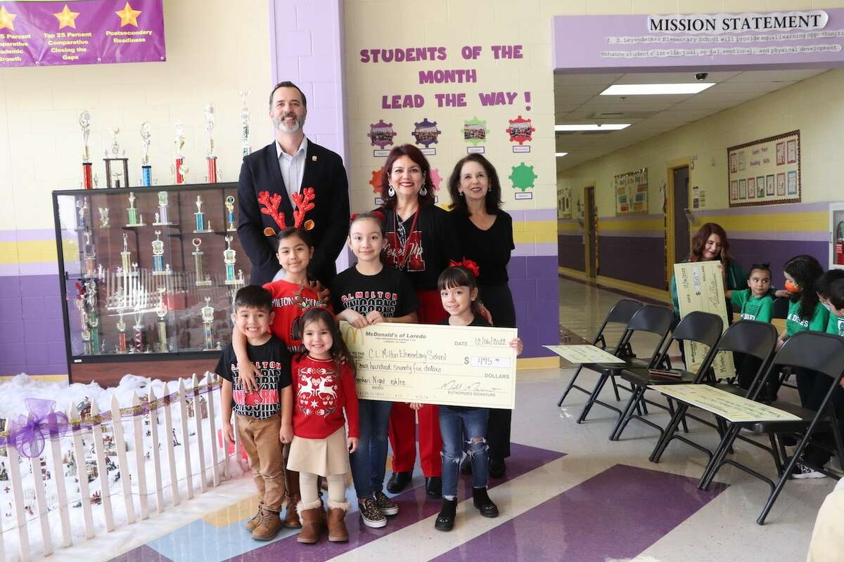 McDonald's of Laredo donates to LISD, UISD