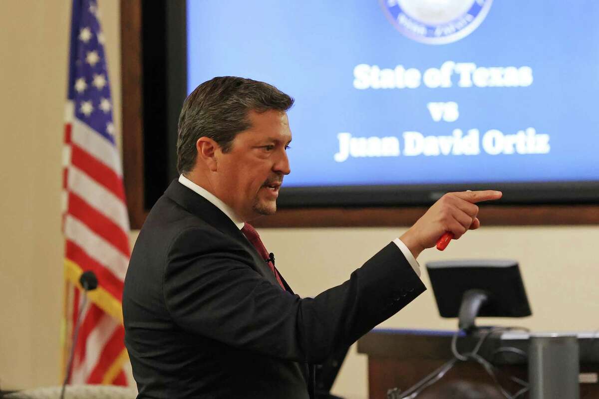 Serial killings trial of ex-Border Patrol agent heading to jury