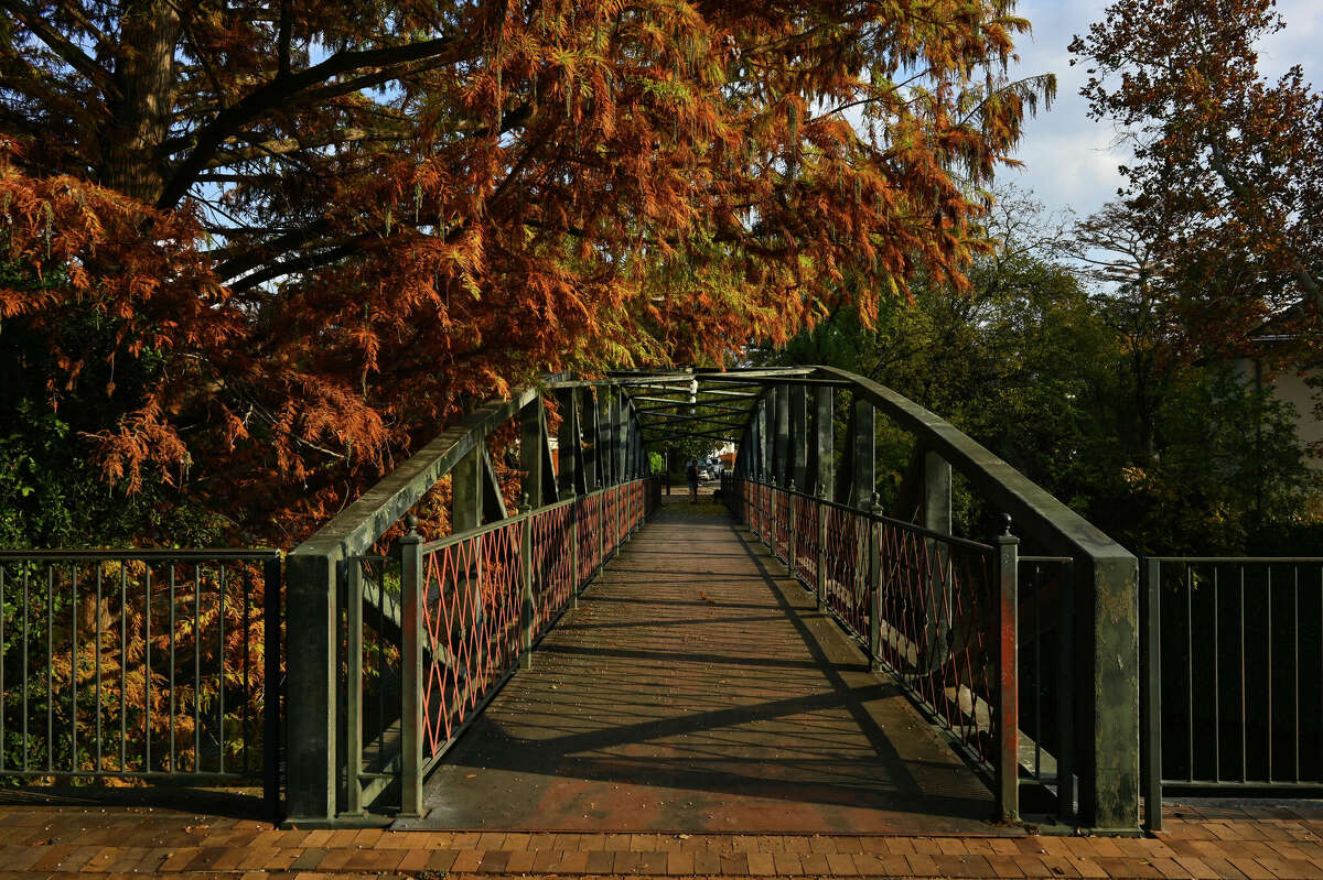 10 San Antonio-area bridges to visit