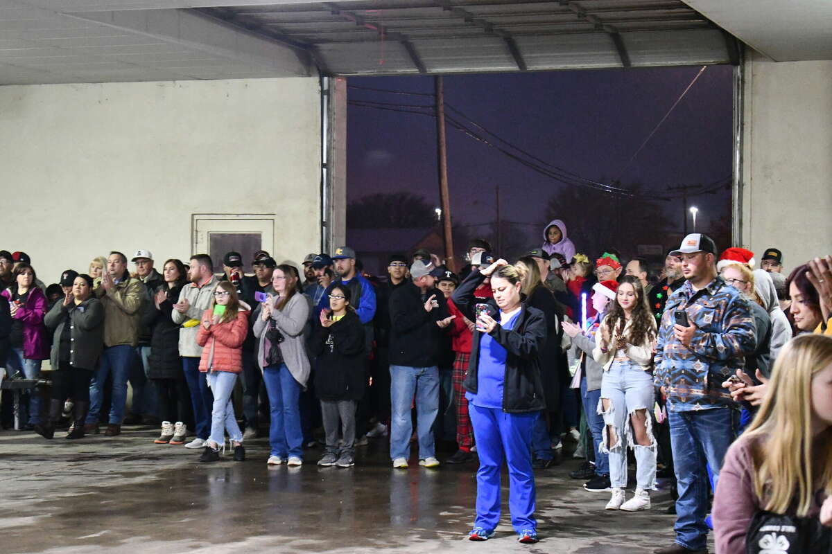 AHS band performs Christmas Concert for city of Abernathy