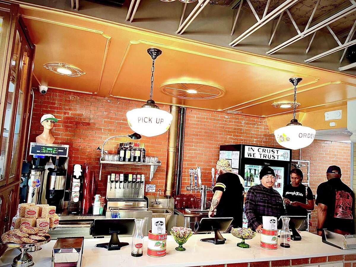 Home Slice Pizza opens today in Midtown Houston