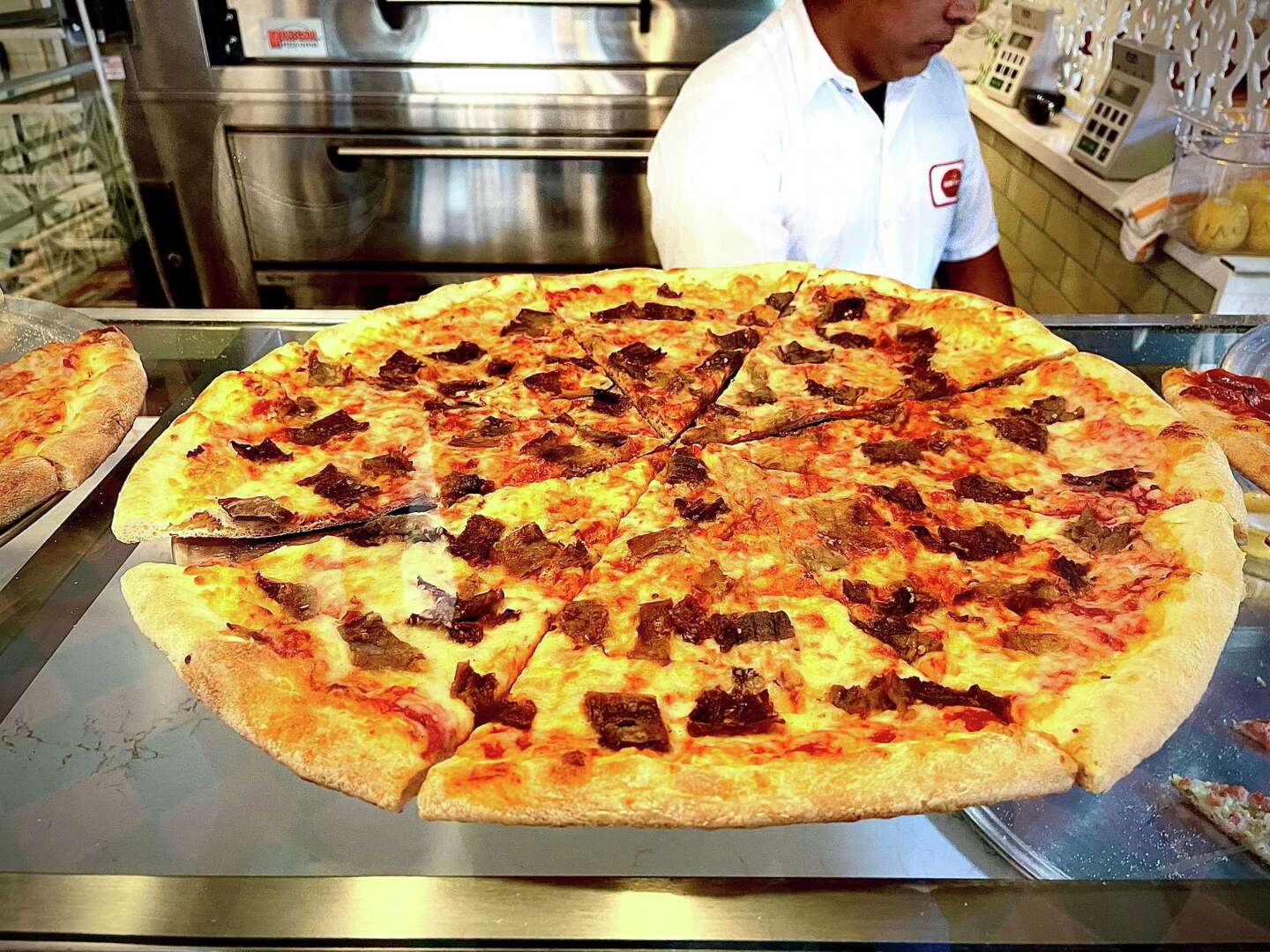 Home Slice Pizza opens today in Midtown Houston