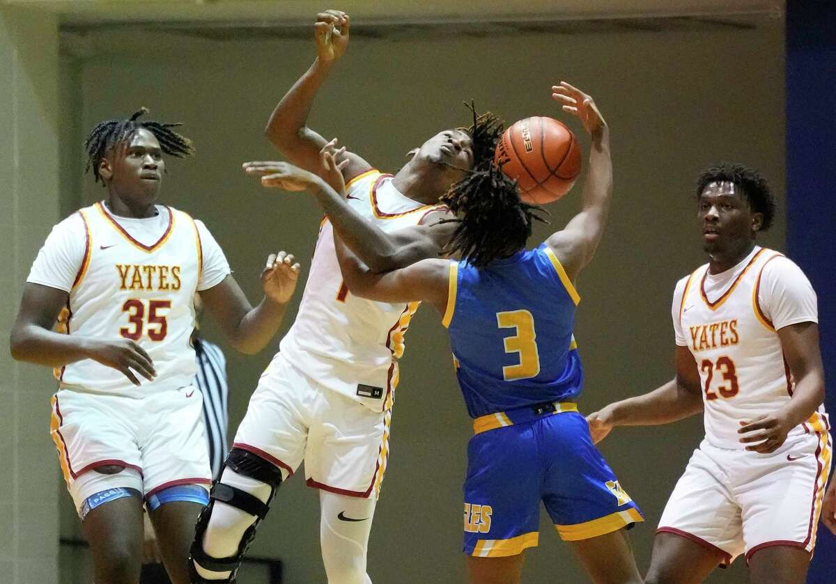 Washington Eagles bounce back by rolling past Yates Lions