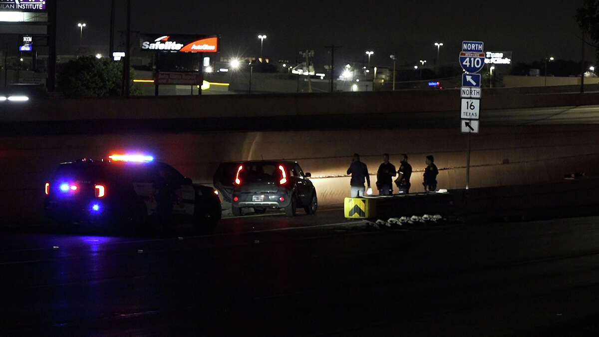 Uber driver, passenger shot and injured while driving in San Antonio