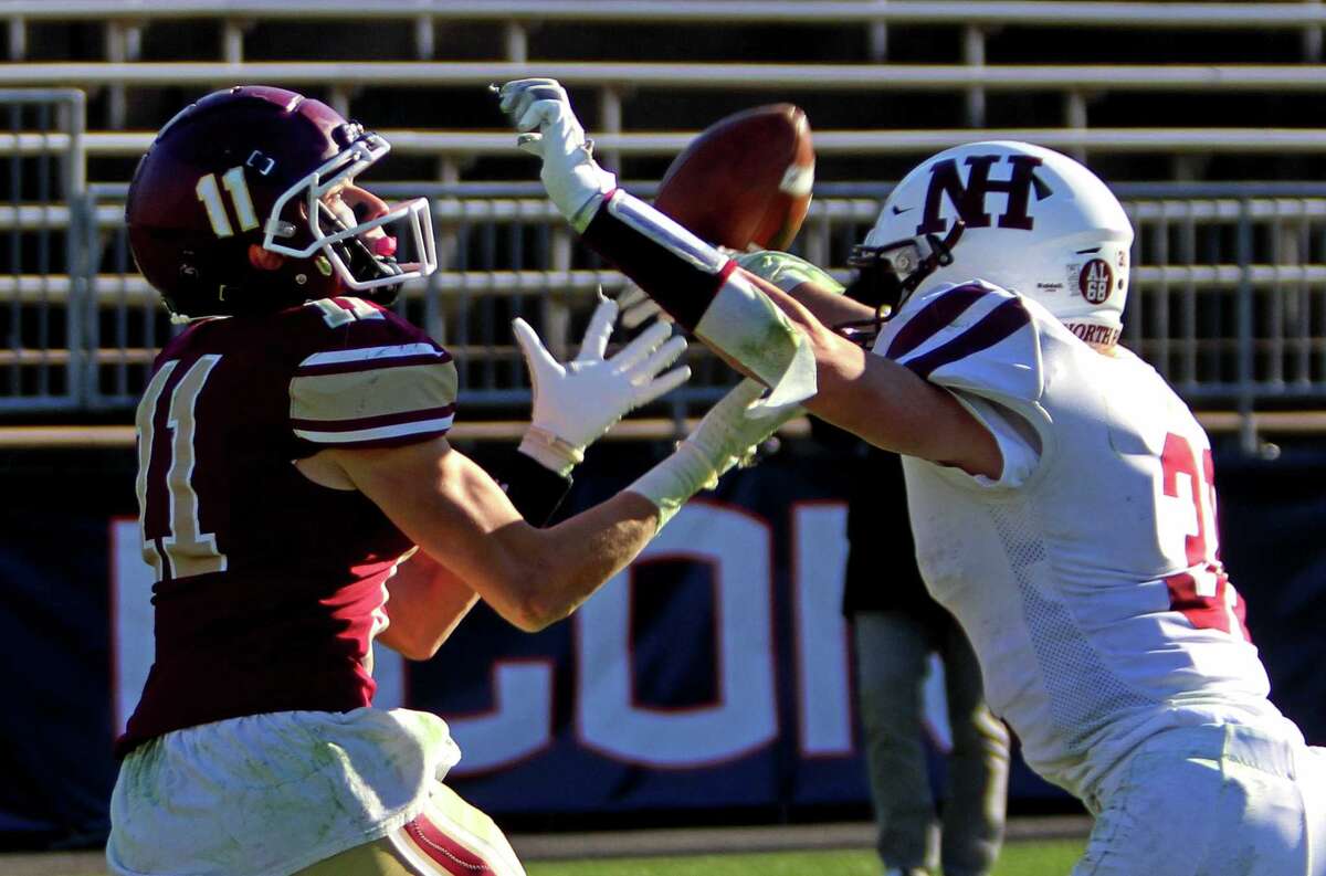 North Haven beats Killingly in Class MM CT high school football final