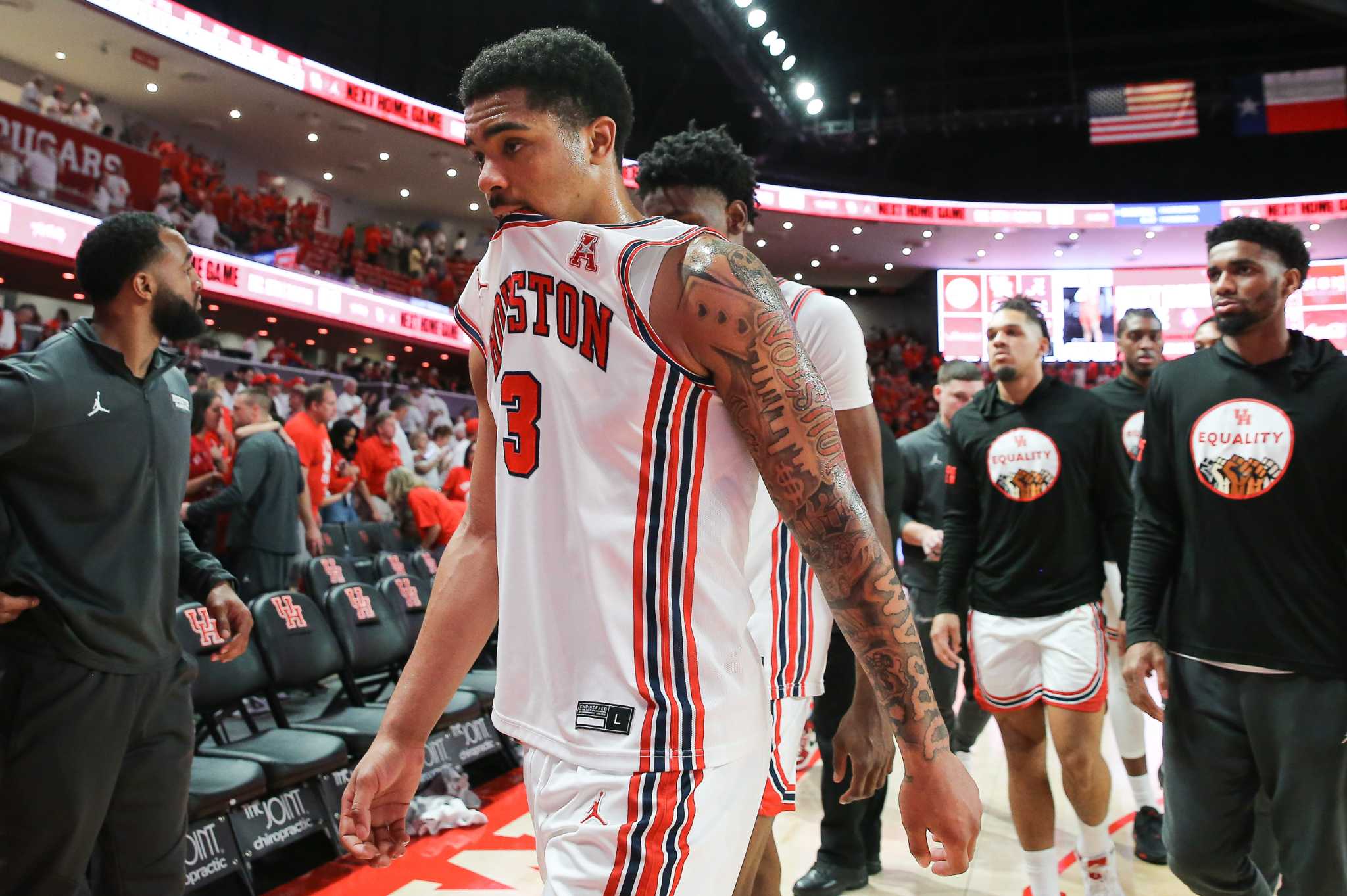 University of Houston basketball: Cougars drop to No. 5 in poll