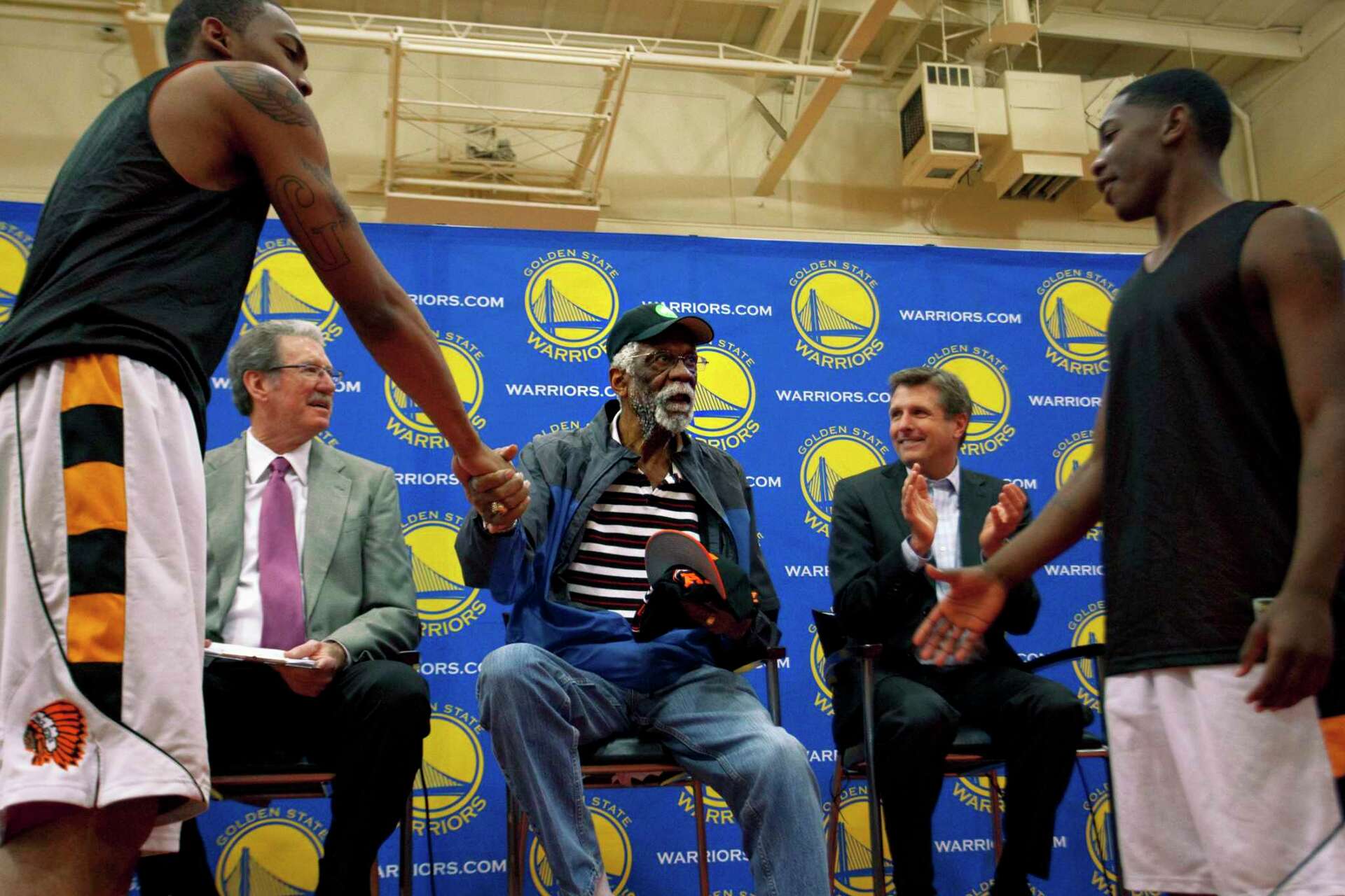 Warriors retire Bill Russell’s No. 6 jersey before game against Celtics