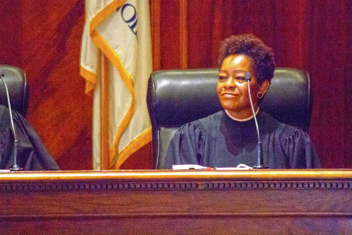 Illinois’s high court quietly making history
