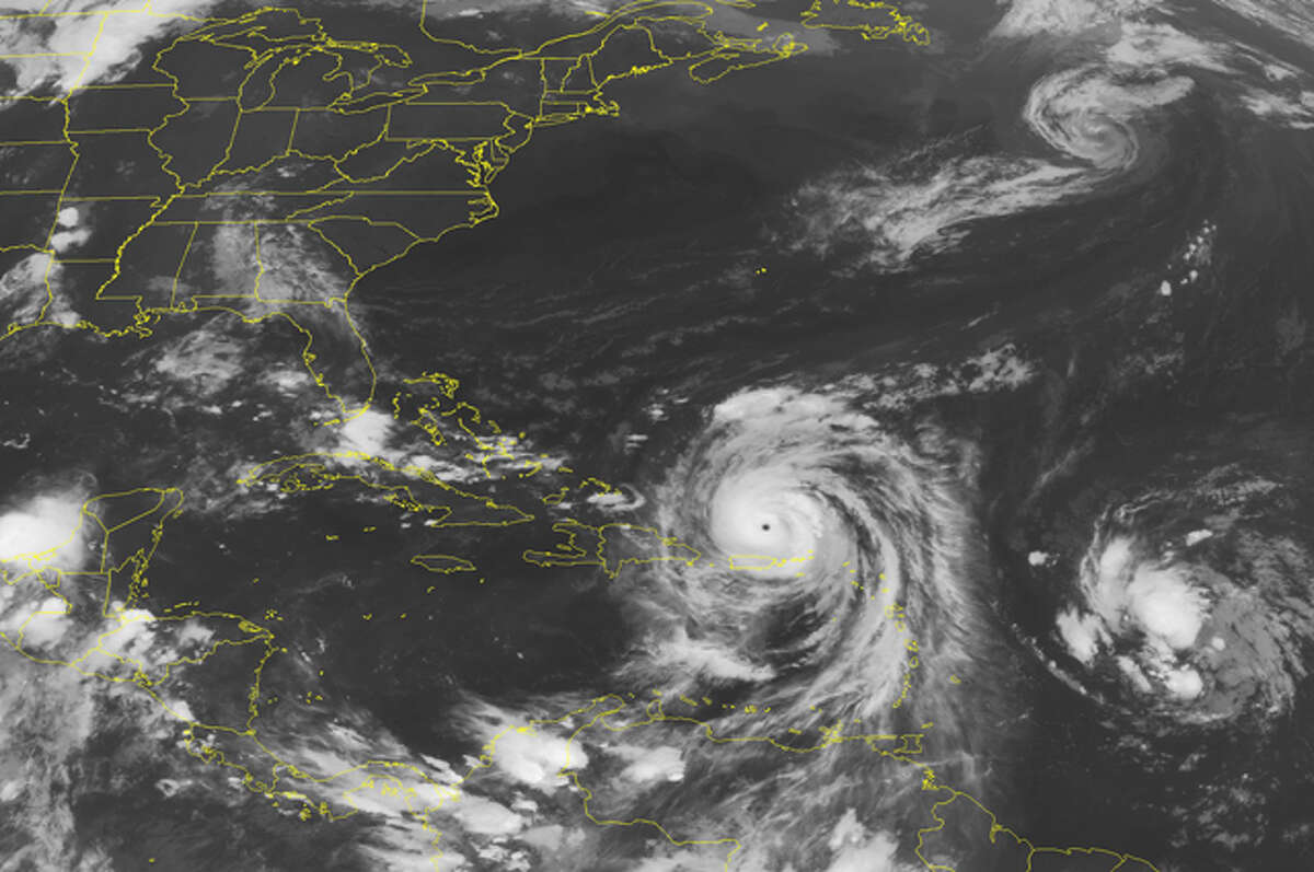 East Coast preps for Hurricane Earl