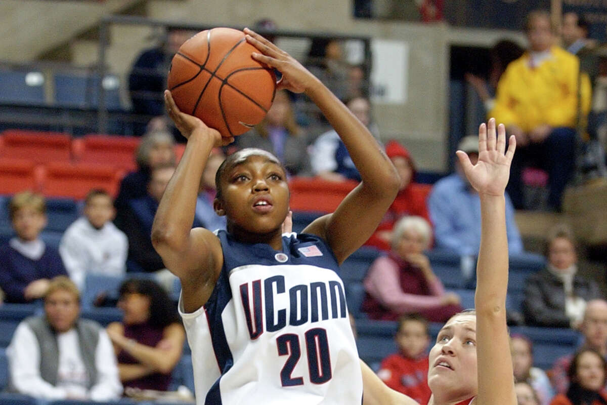 UConn women's basketball 00s All-Decade team: Bird, Taurasi, Moore