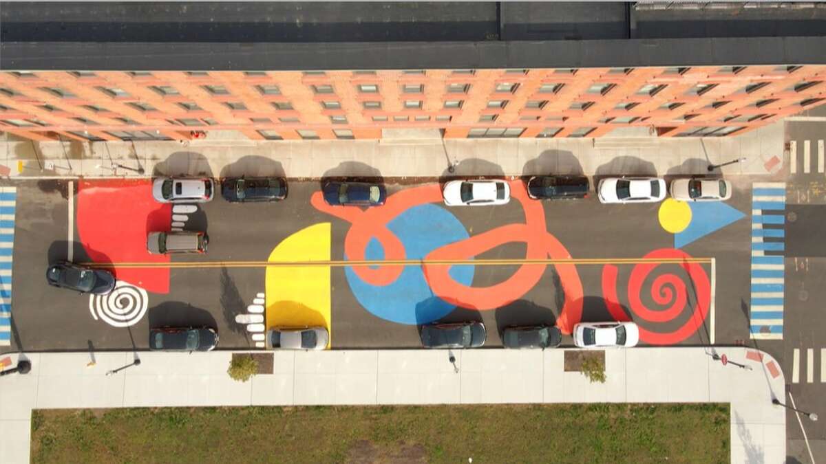 CT artist Rick Shaefer makes giant seascape murals for Bridgeport