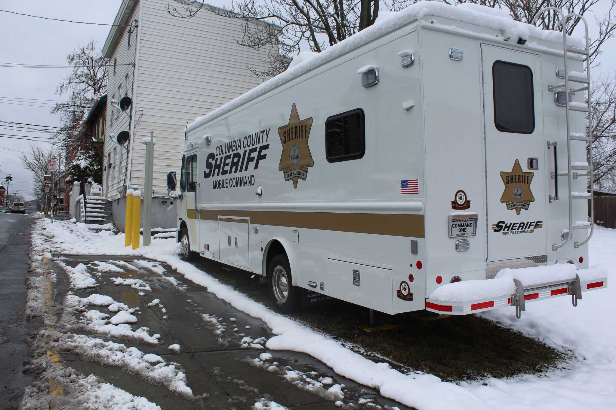 Bullets hit Maker hotel in Hudson amid reports of 2 shootings in city