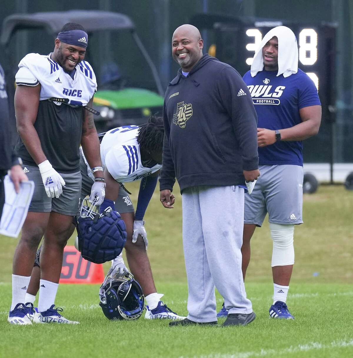 Rice football coach back on field after lung, kidney transplant