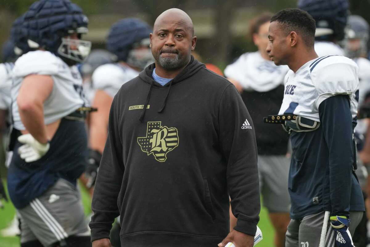 Rice football coach back on field after lung, kidney transplant