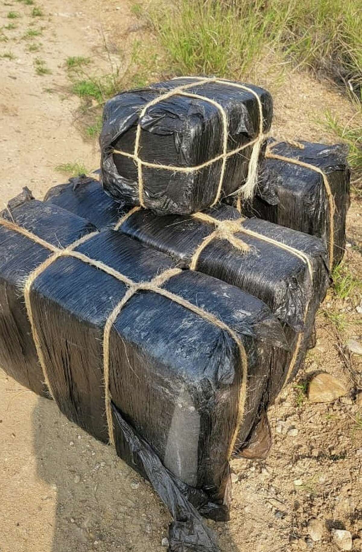 Smugglers abandoned marijuana worth $186K