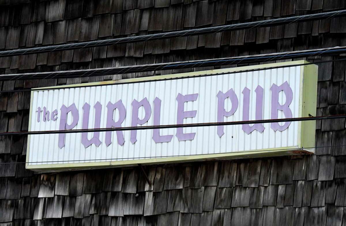 Table Hopping: Purple Pub closing in Watervliet, Dave's Hot Chicken ...