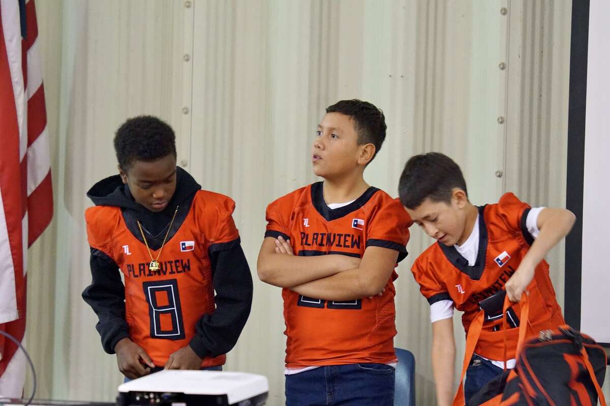 Plainview Elite Athletes recognized at banquet