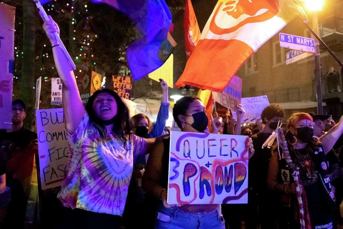 San Antonio drag show protests, counter-protests get heated