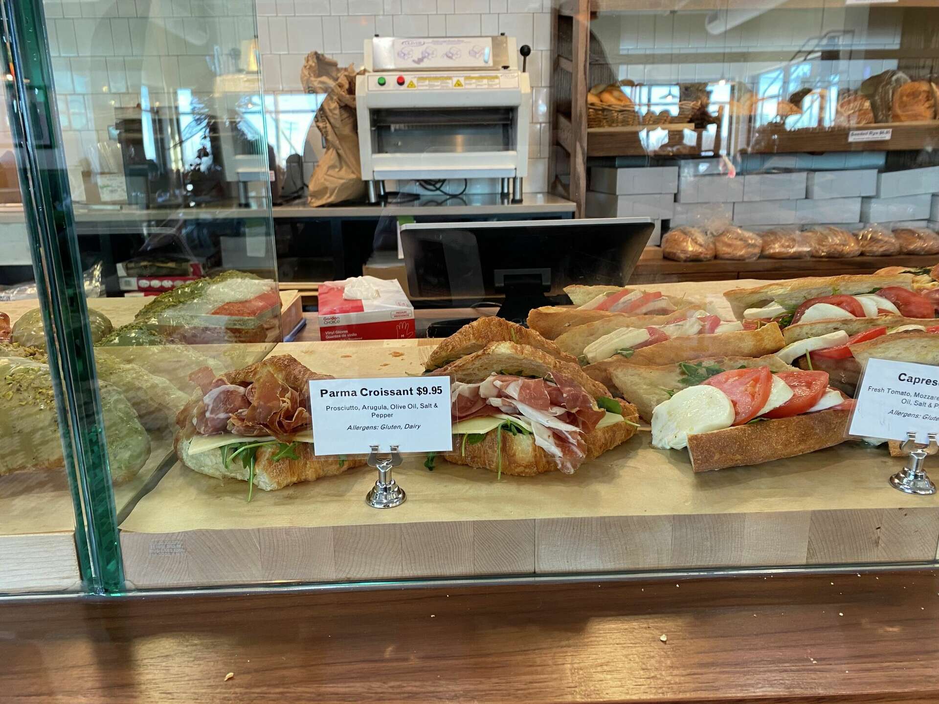 European bakery DORO Marketplace opens new store in Wethersfield