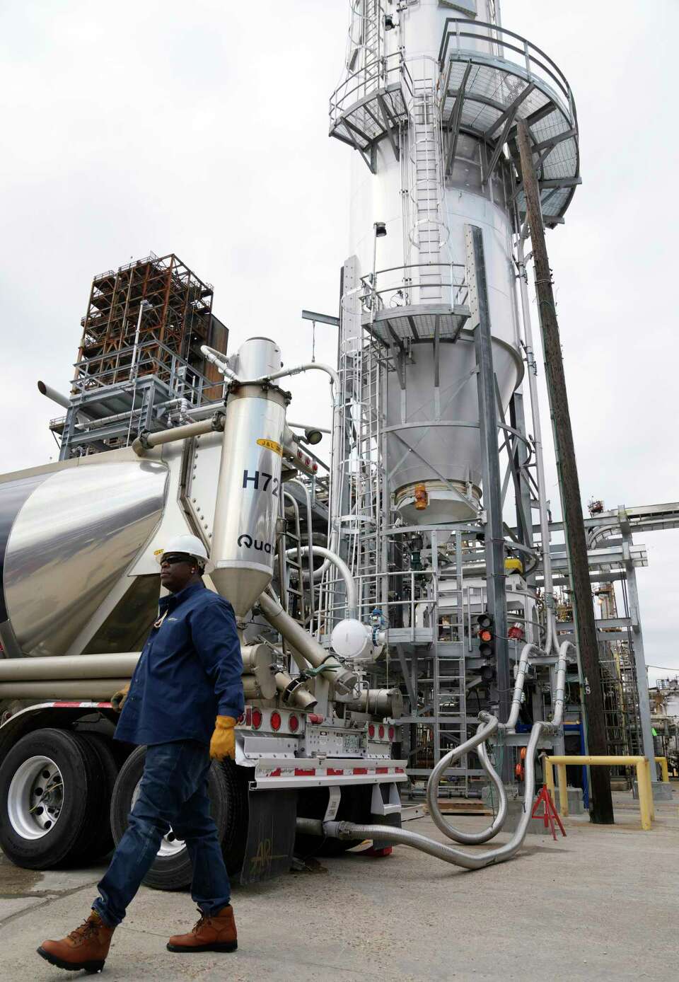 Exxon launches new advanced recycling facility in Baytown as demand for ...