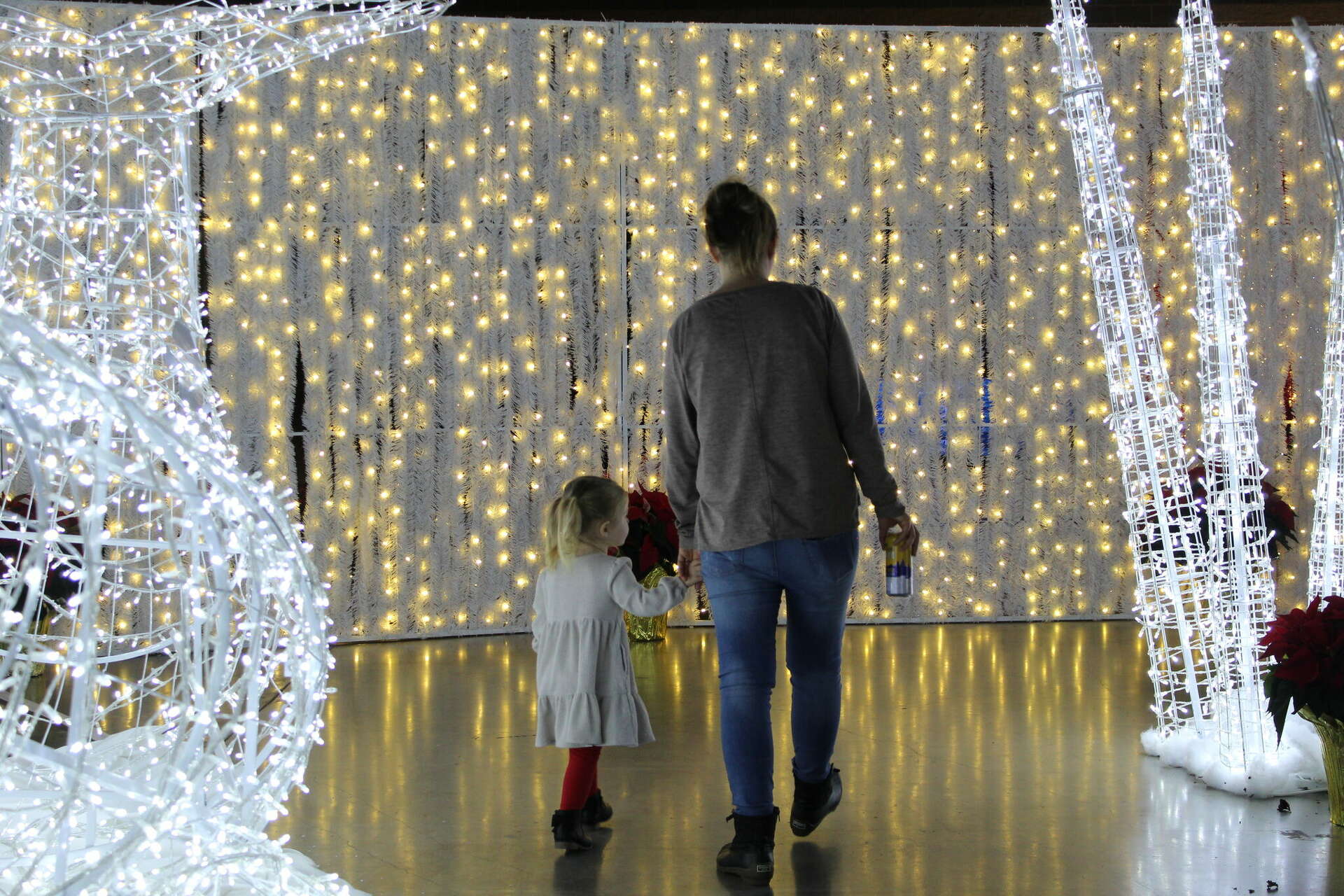 Glow Hartford holiday light festival returns to Connecticut for 2023