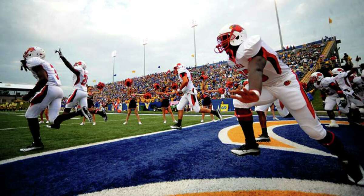 Lamar Football Returns