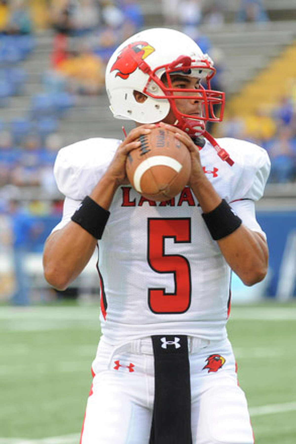 Lamar falls to McNeese 30-27 in season opener