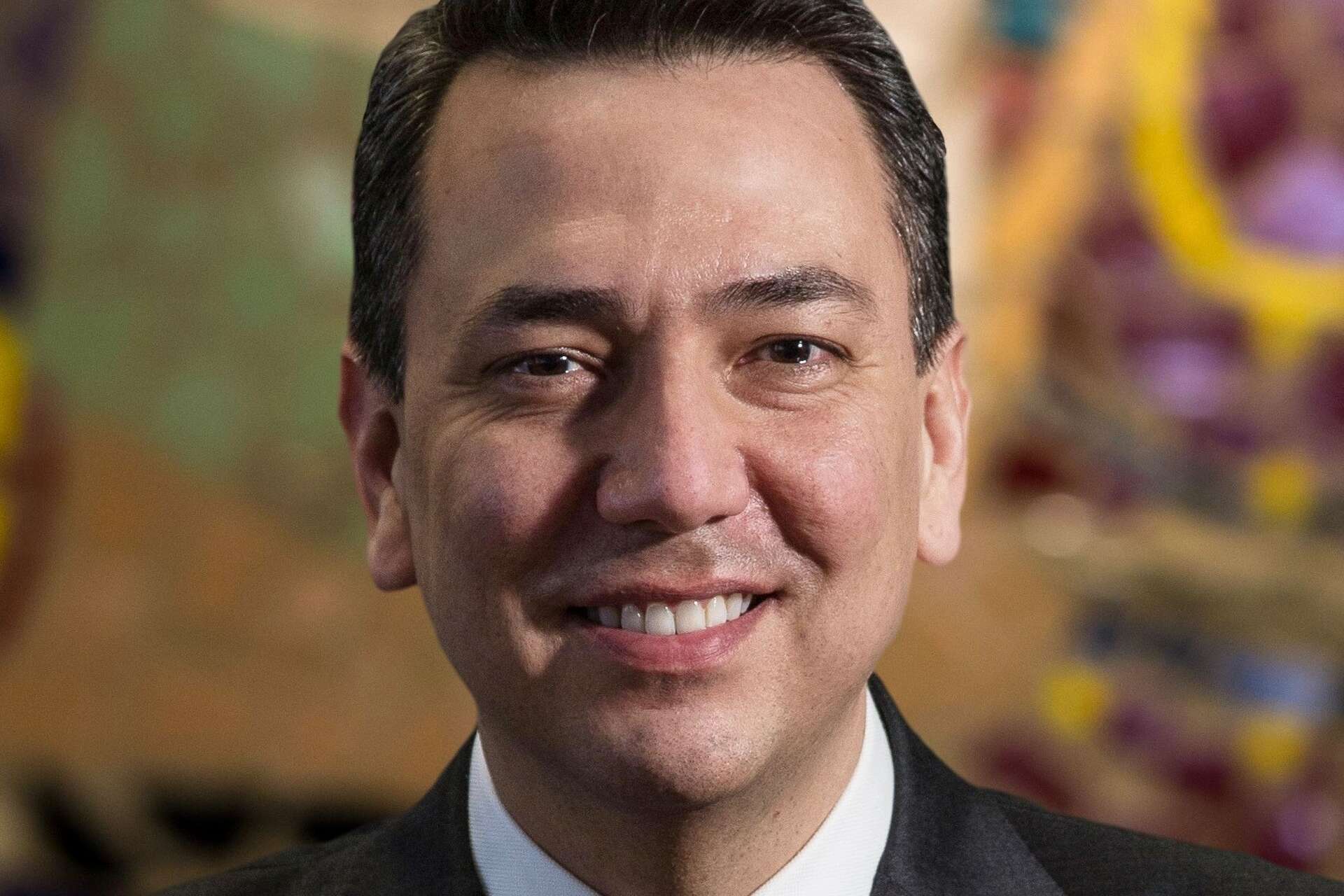 UH social work dean demoted, spurring backlash from students